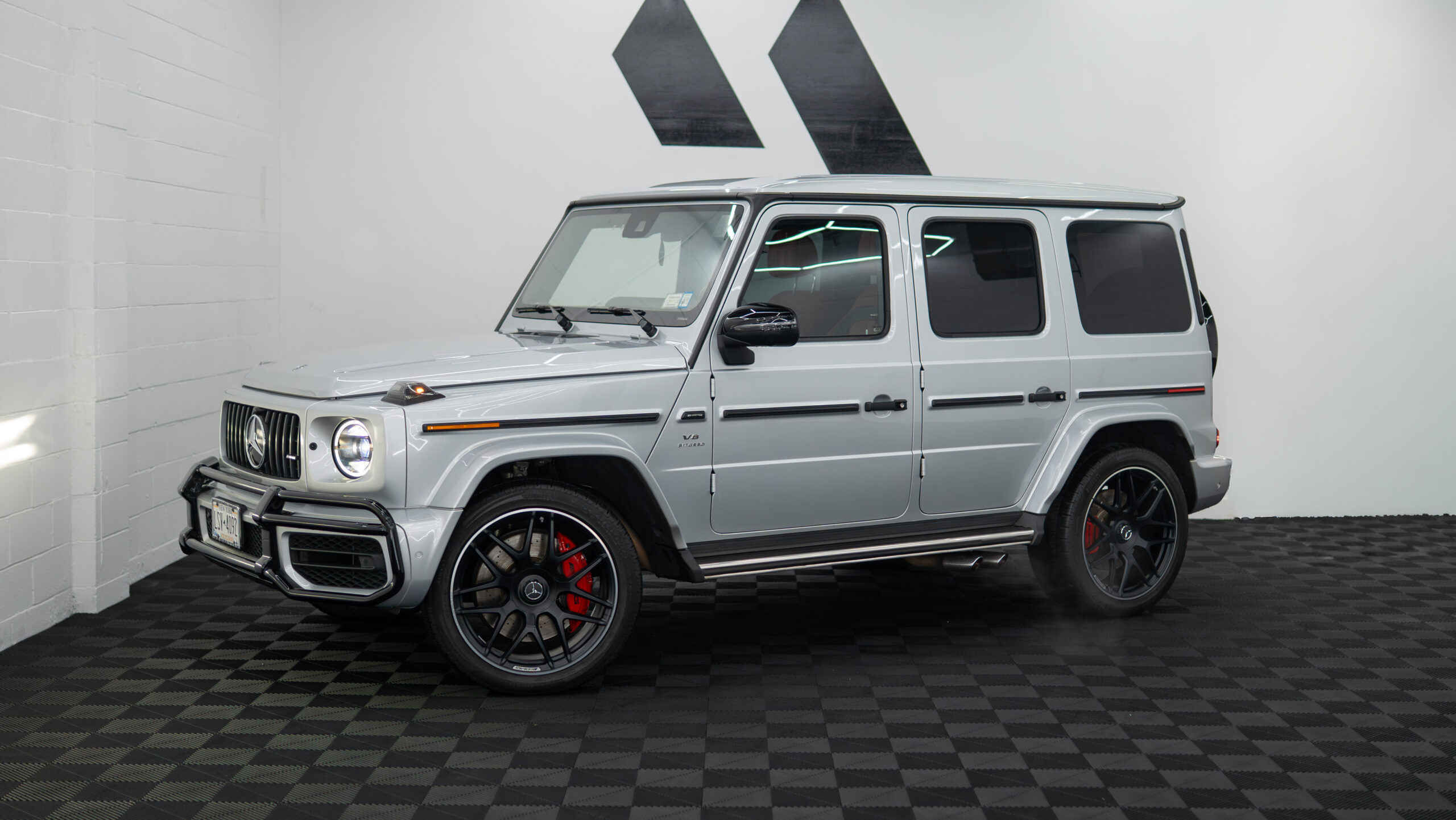 Mercedes G63 AMG (Silver) Rental in New York | Monarq Motors